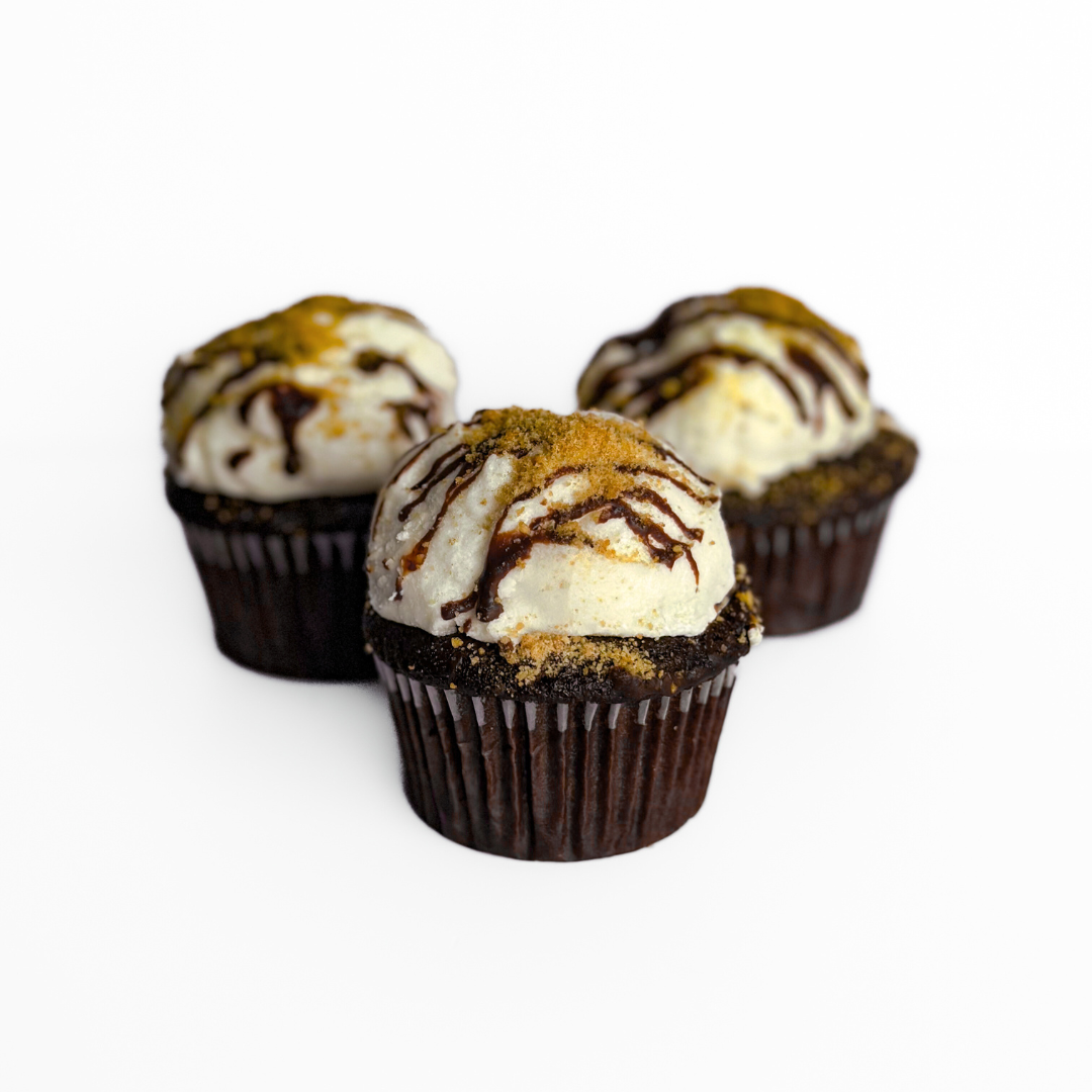 S'mores Cupcake Clamshell - 6 pack **GTA ONLY** — Sweets from the Earth
